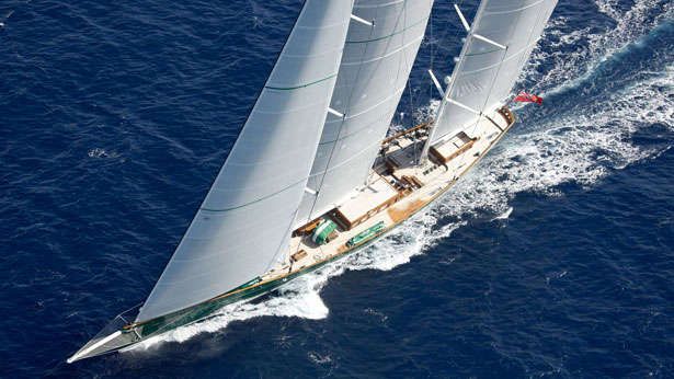Superyacht Hetairos' unique propulsion system
